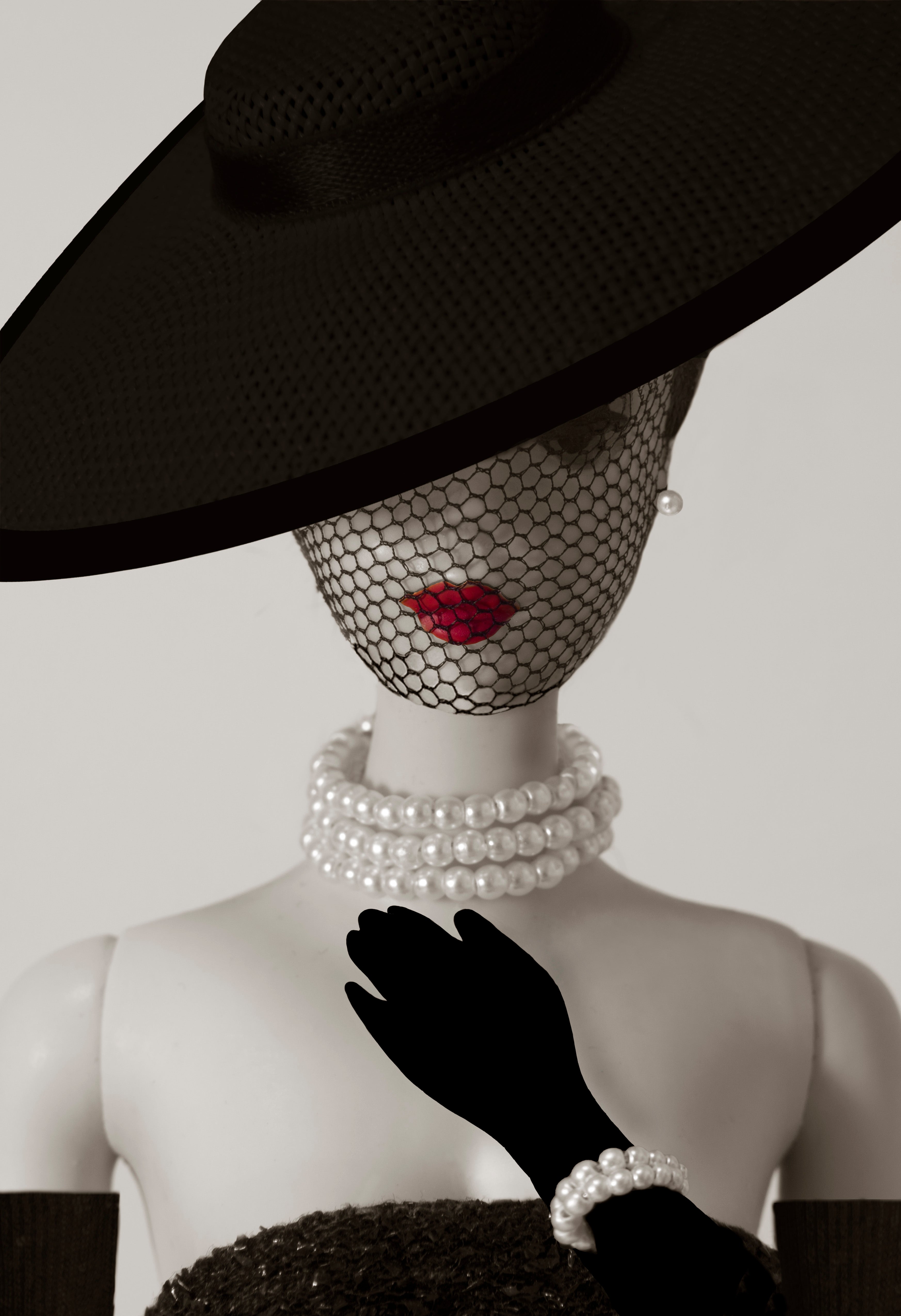 Barbie in Vogue (B&W) – Barbie and Ken Photos